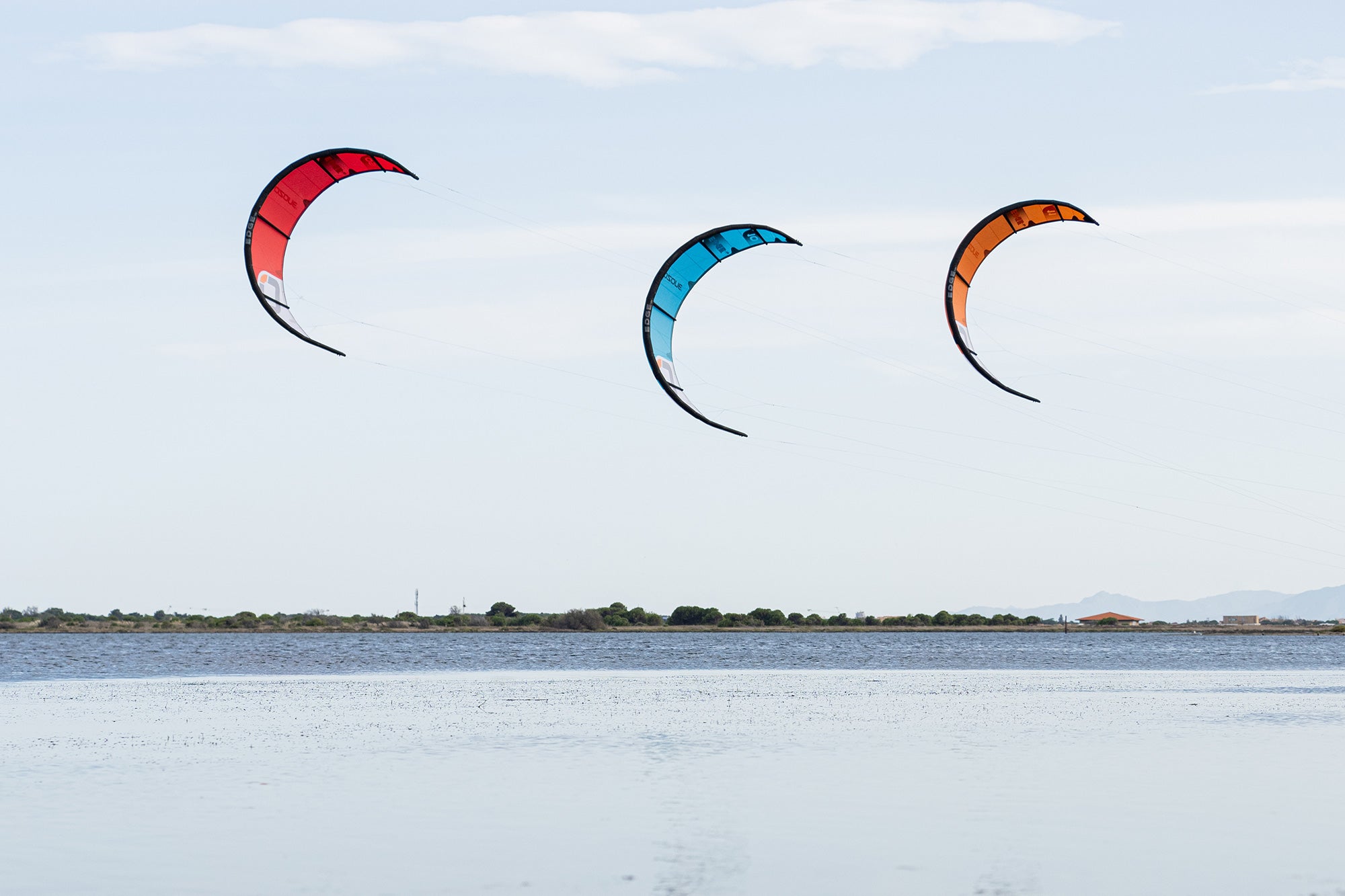 Ozone Edge V12 Kite Only – Kitepower Australia