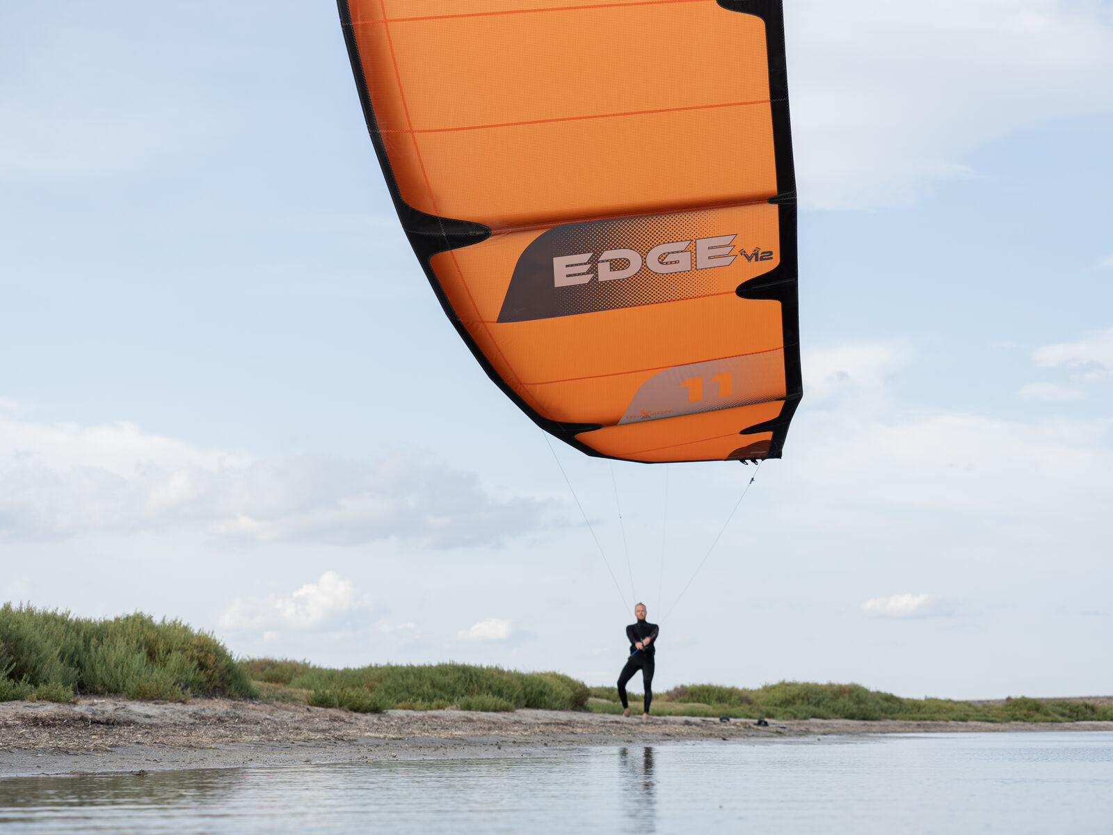 Ozone Edge V12 Kite Only – Kitepower Australia